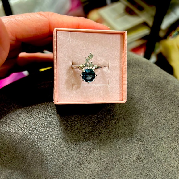 Avon | Jewelry | Avon Nwot Sapphire Silver Ring | Poshmark